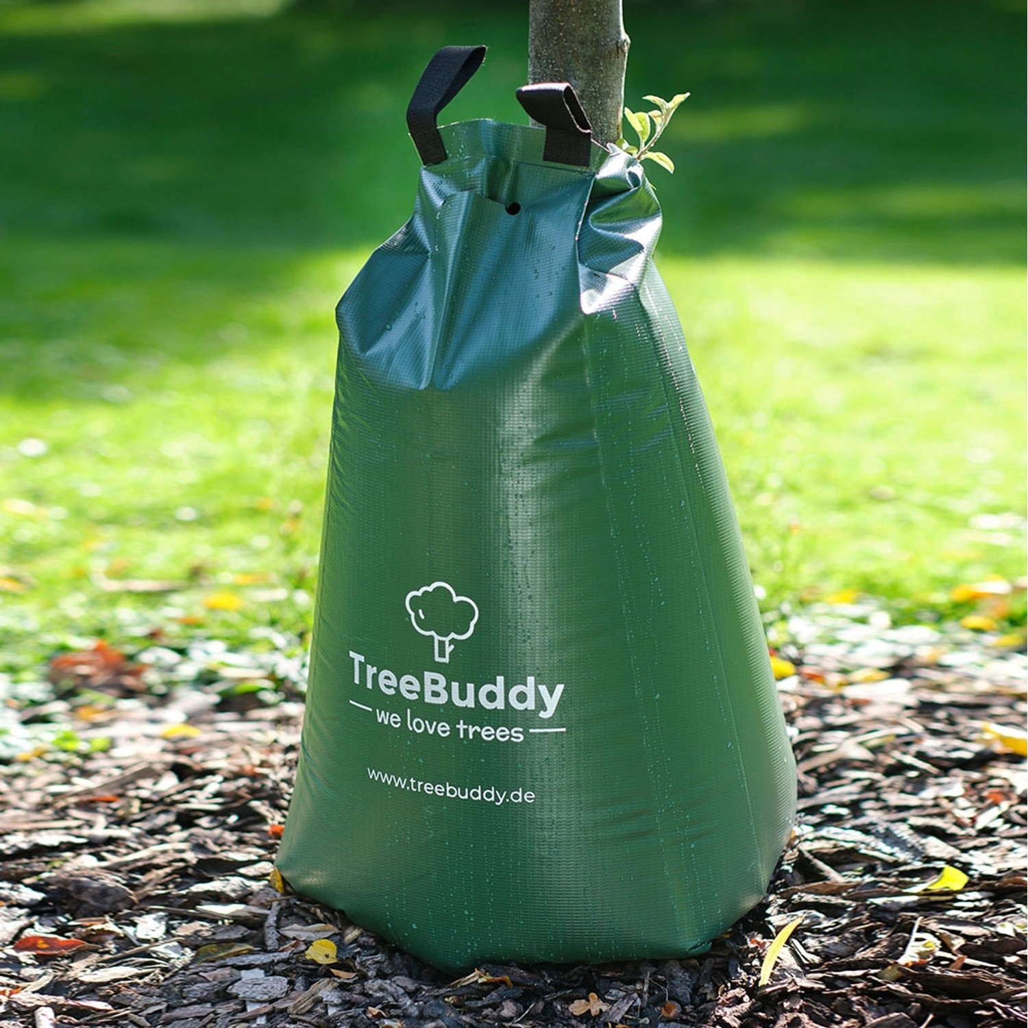 TreeBuddy Original Baumbewässerungssack 75l Langzeitbewässerung Bäume bis 9h kaufen bei OBI